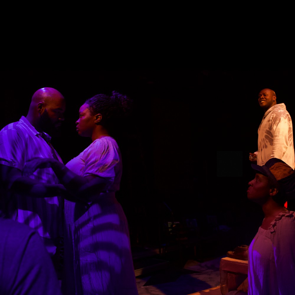 Dontrell, Who Kissed The Sea // Theatre Eddys